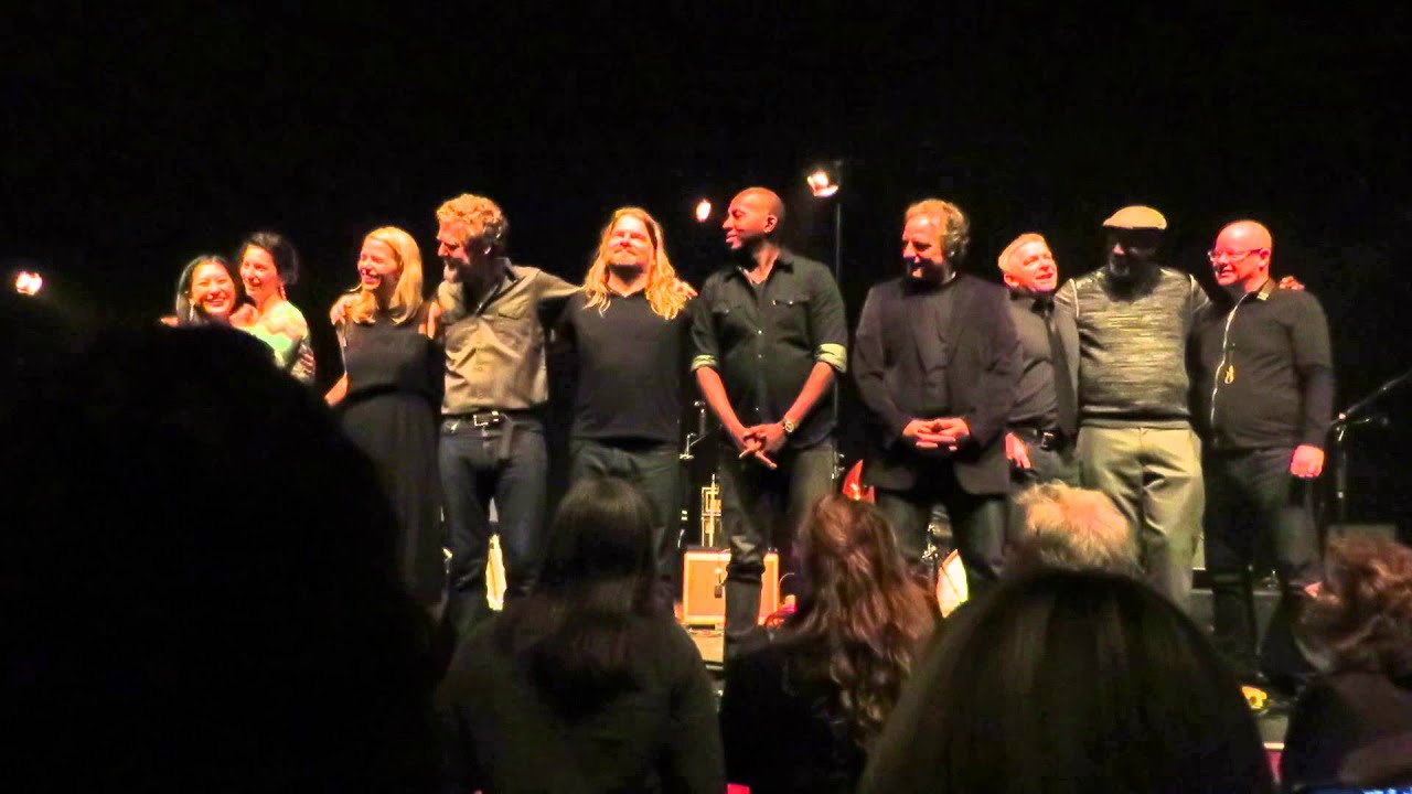 The Auld Triangle by Glen Hansard, band and crew Chords - Chordify