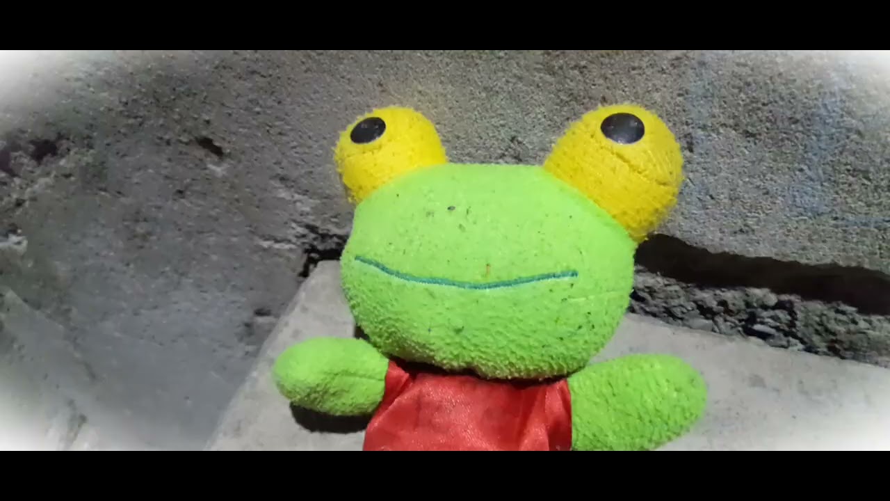 Weezy conoce a Pepe y Ratoncito 🐧🐸🐭 - YouTube