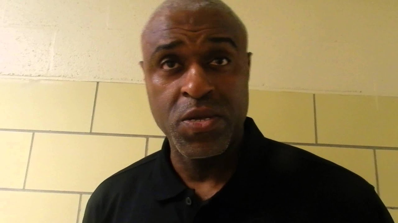 Lake Clifton basketball coach Herman Harried 2/6/15 - YouTube