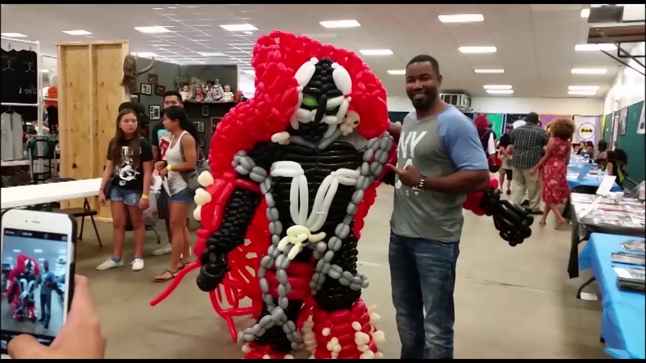 Spawn Balloon Cosplay - YouTube