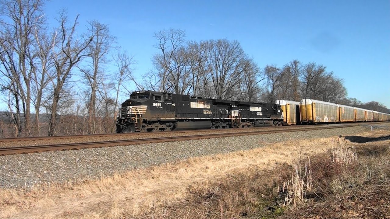 NS 18N & 11J pass on the NS PITL (2012) - YouTube