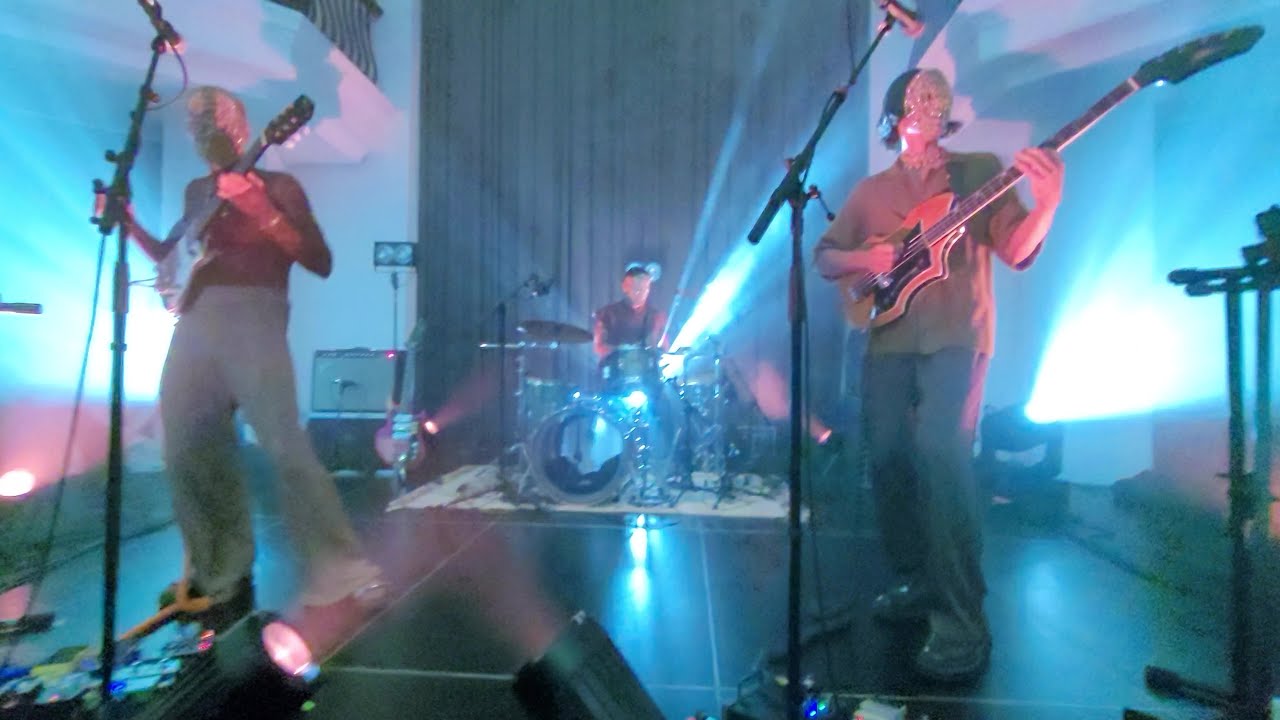 Glass Beams - Mahal - Live 04. April 2024 at Silent Green Berlin - YouTube