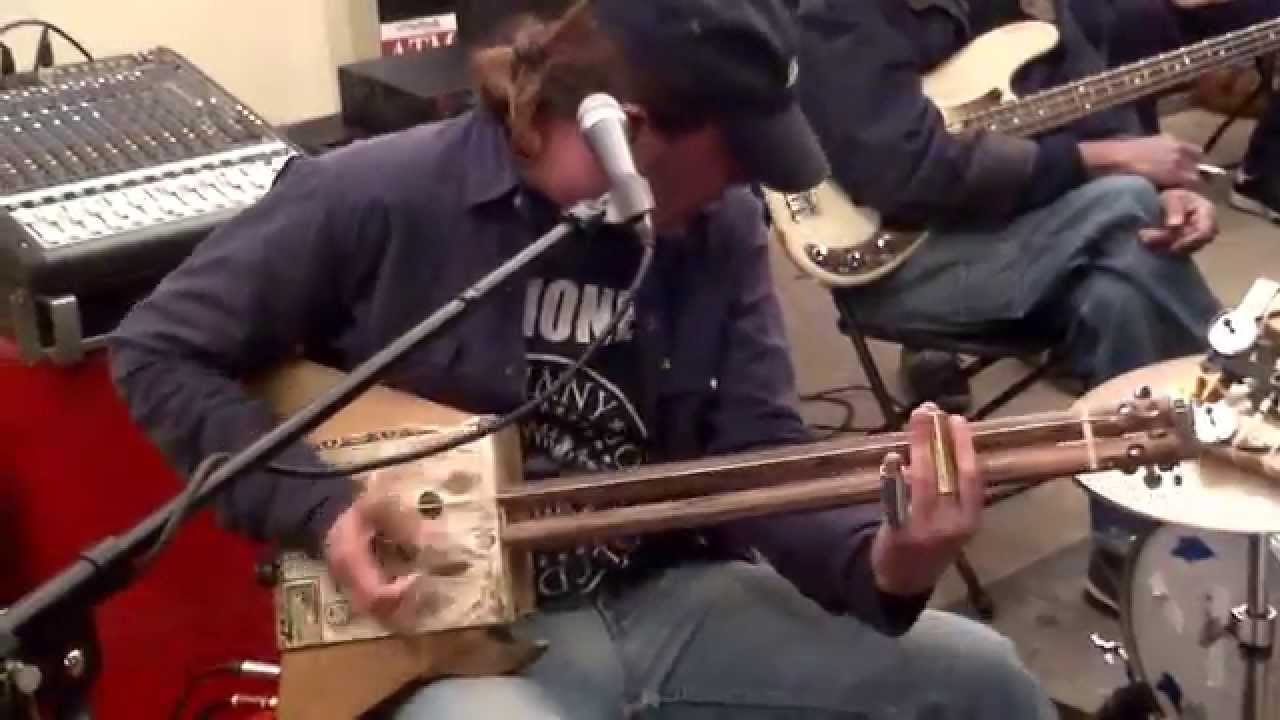 Richard Johnston Live Beale St. 2013 - YouTube
