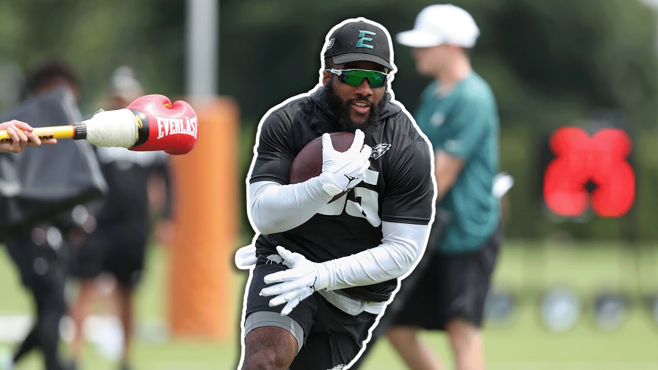 Boston Scott's Role in the Running Back Room - YouTube