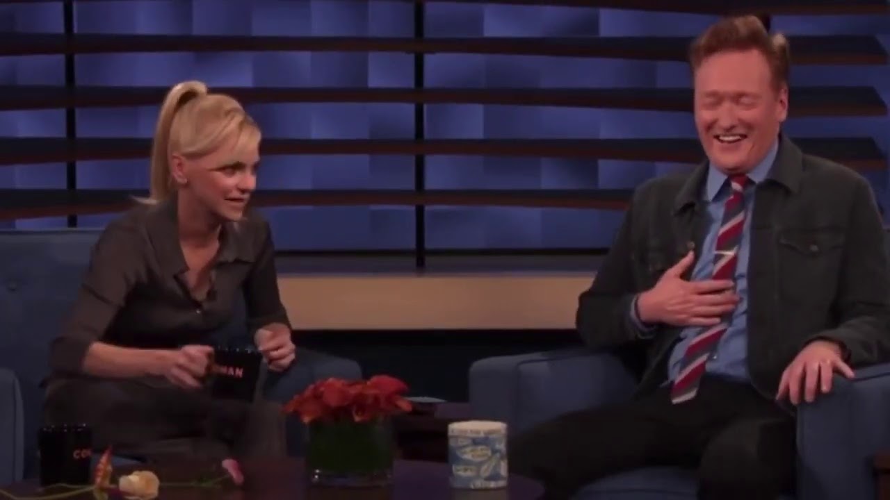anna faris funny moments - YouTube
