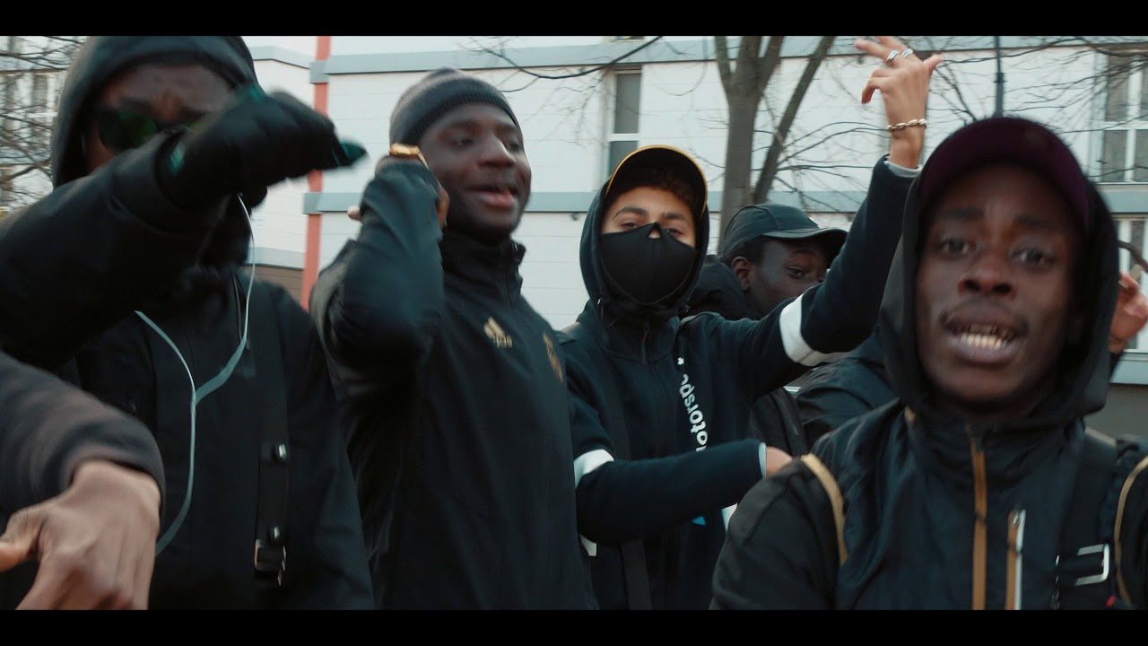 Bibo - Sur L'allée (Clip Officiel) - YouTube