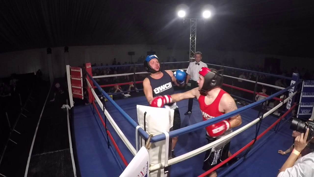 Ultra White Collar Boxing | Gillingham | Gary Emery VS Kris Young - YouTube