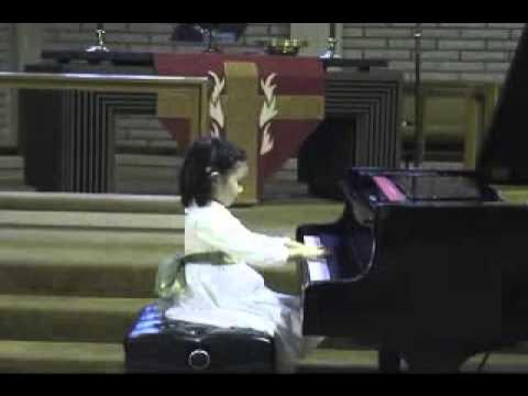 Emily Yu-An Chen 陳昱安 (4): First Piano Recital - YouTube