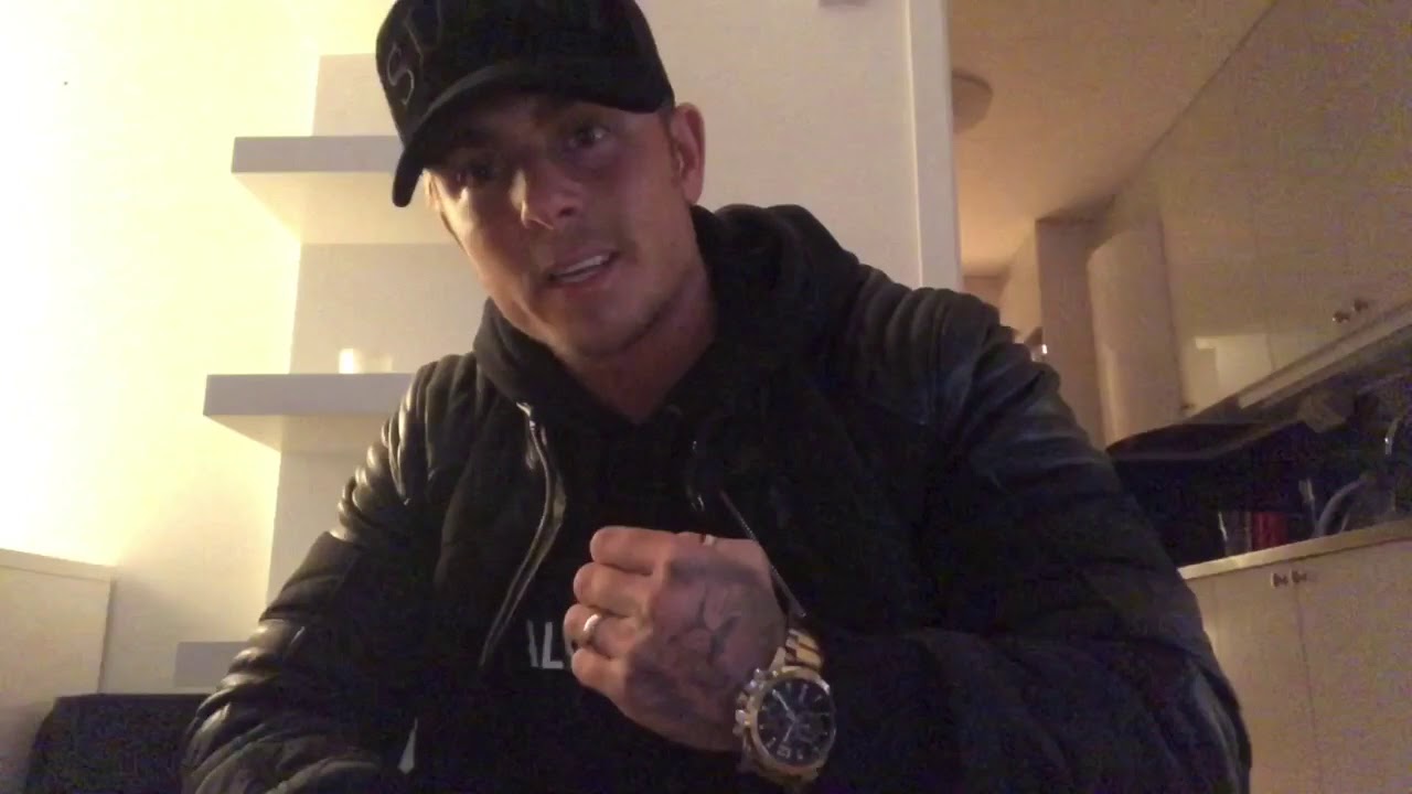 Jag vill inte leva såhär - Alex Rey Flores - YouTube