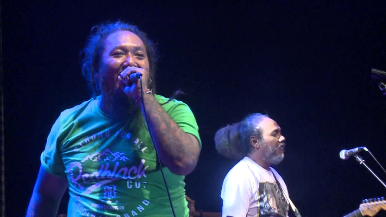 JONI AGUNG & DOUBLE T - BERDANSKA at Pemuteran - YouTube