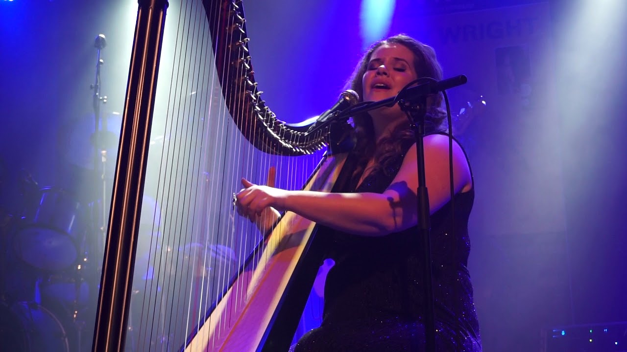 Iris Kroes - Surrounded by Water - YouTube