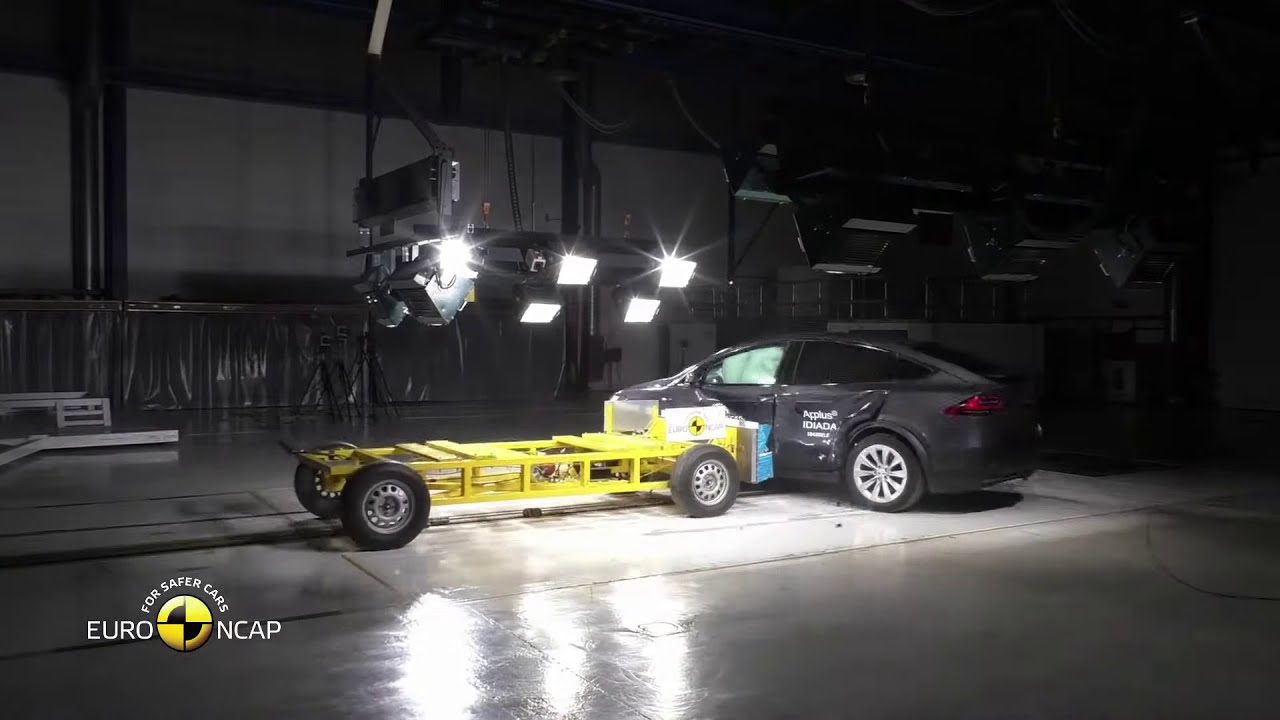 2021 Tesla Model X Crash & Safety Tests Euro NCAP - YouTube