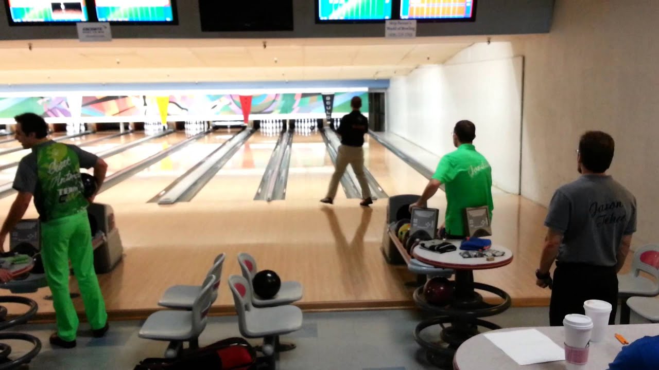 Thomas Musante PBA regional @4th Street Bowl - YouTube