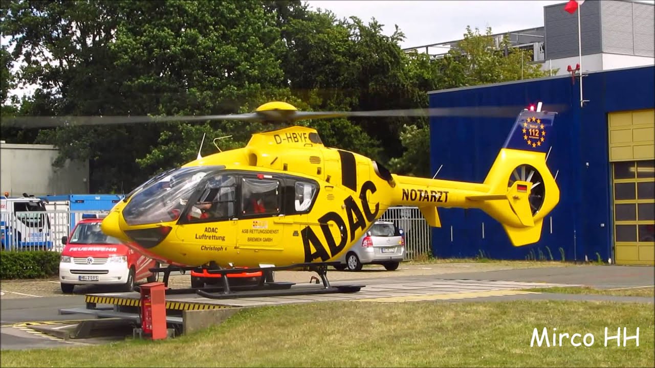 RTH Christoph 6 (D-HBYF). Take-off beim Tag der Sicherheit in Bremen am ...