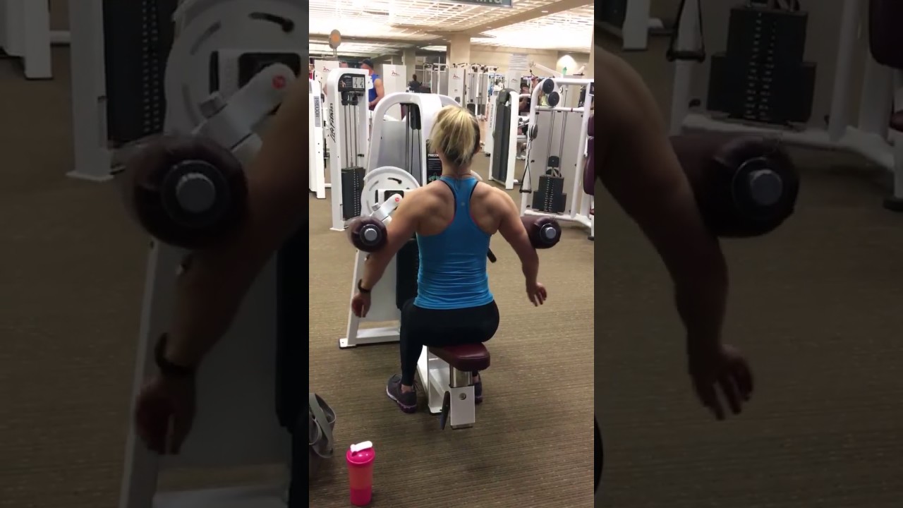 Seated Lateral Raise Machine - YouTube