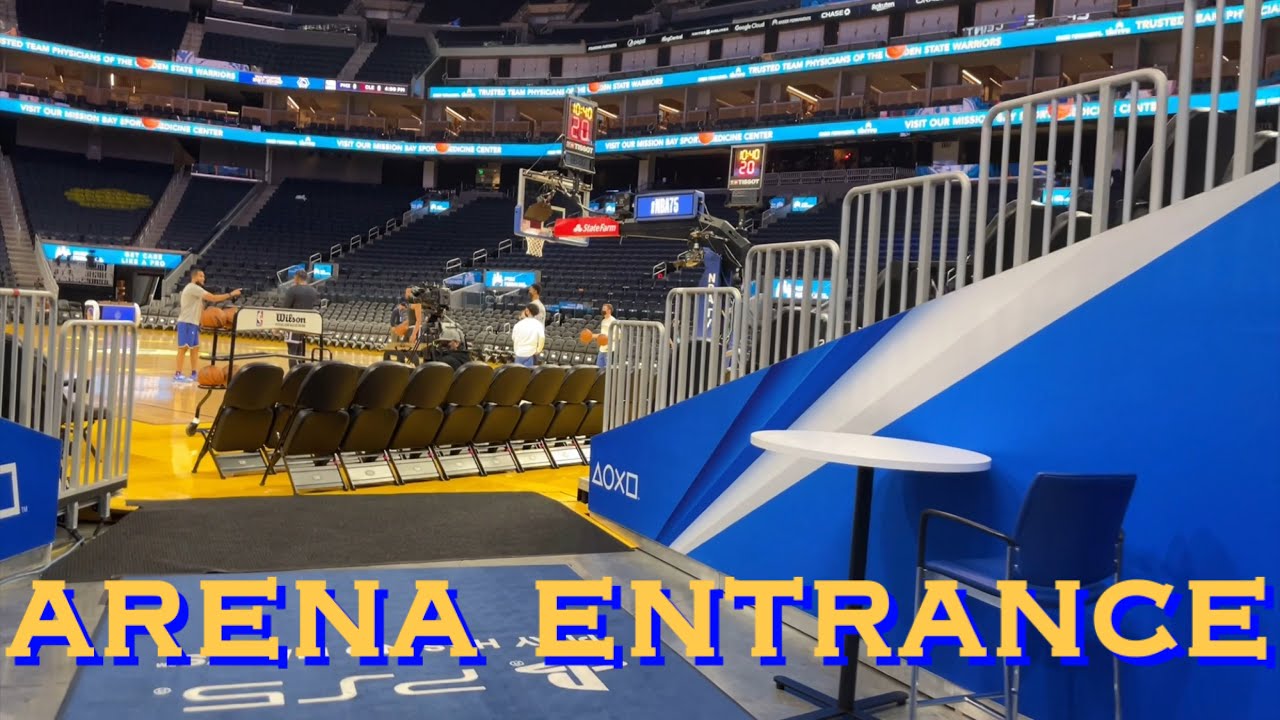 📺 Chase Center arena entrance, Paul Arizin tribute, Moody & Kuminga b4 ...