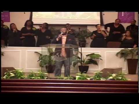 "He is Exalted" Minister Bryan McClain and the GSC Praise Team - YouTube