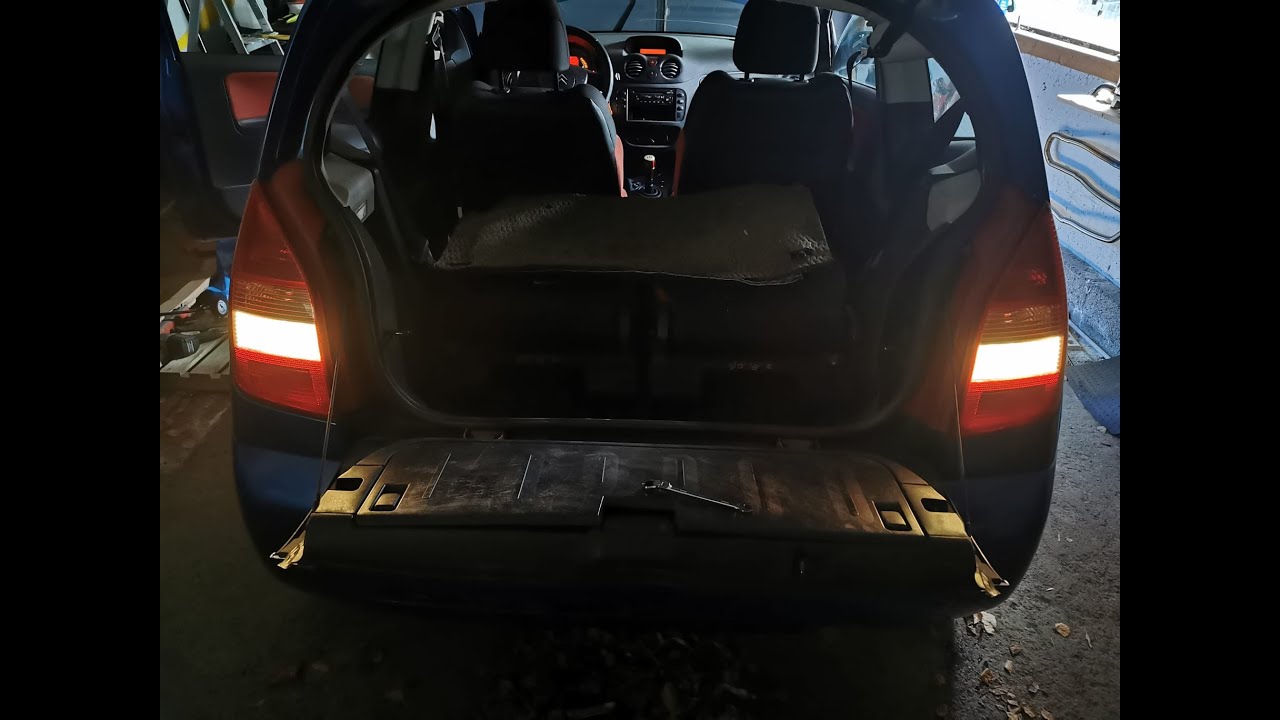 Citroen C2/C3 reverse lights not working with new bulbs? - YouTube