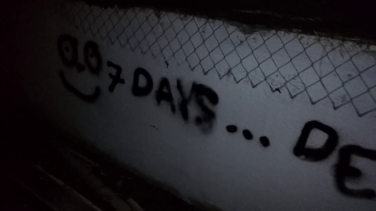 Kid gets caught doing graffiti on wall - YouTube