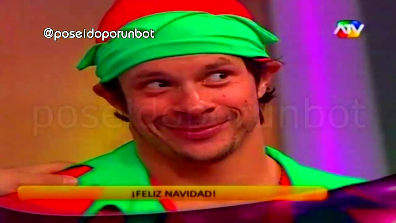 COMBATE: Mario Hart se Disfraza de Duende 24/12/13 - YouTube