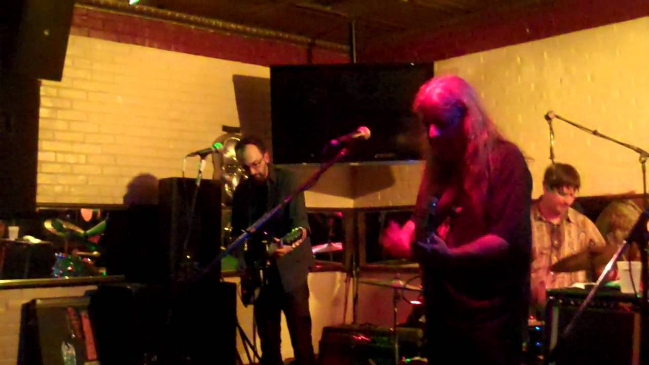 Ray Mason Band live performance of "Sid Fargus," 2011-Oct-20 - YouTube