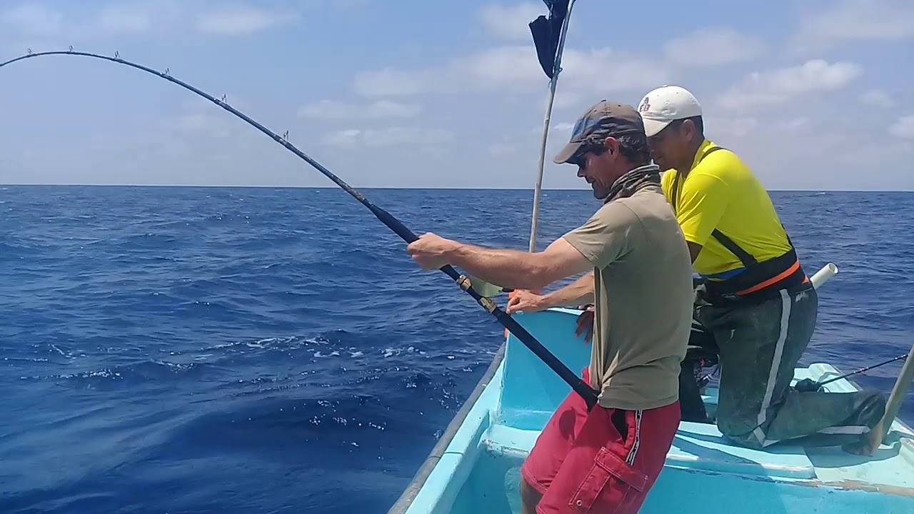 Pesca pesada en Cojimíes Manabí Ecuador - YouTube