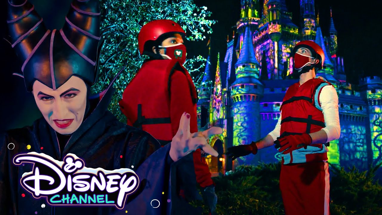 Letters to Santa 🎅 | Disney Holiday Magic Quest with ZOMBIES 2 Cast ...