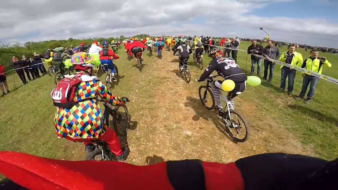Départ 24h VTT des Crapauds 2016 - YouTube