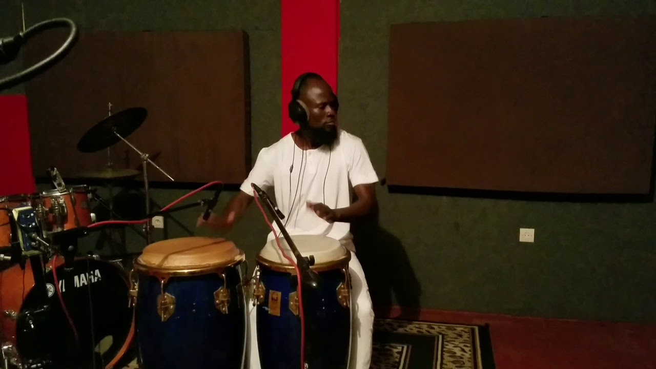 Conga seben - YouTube