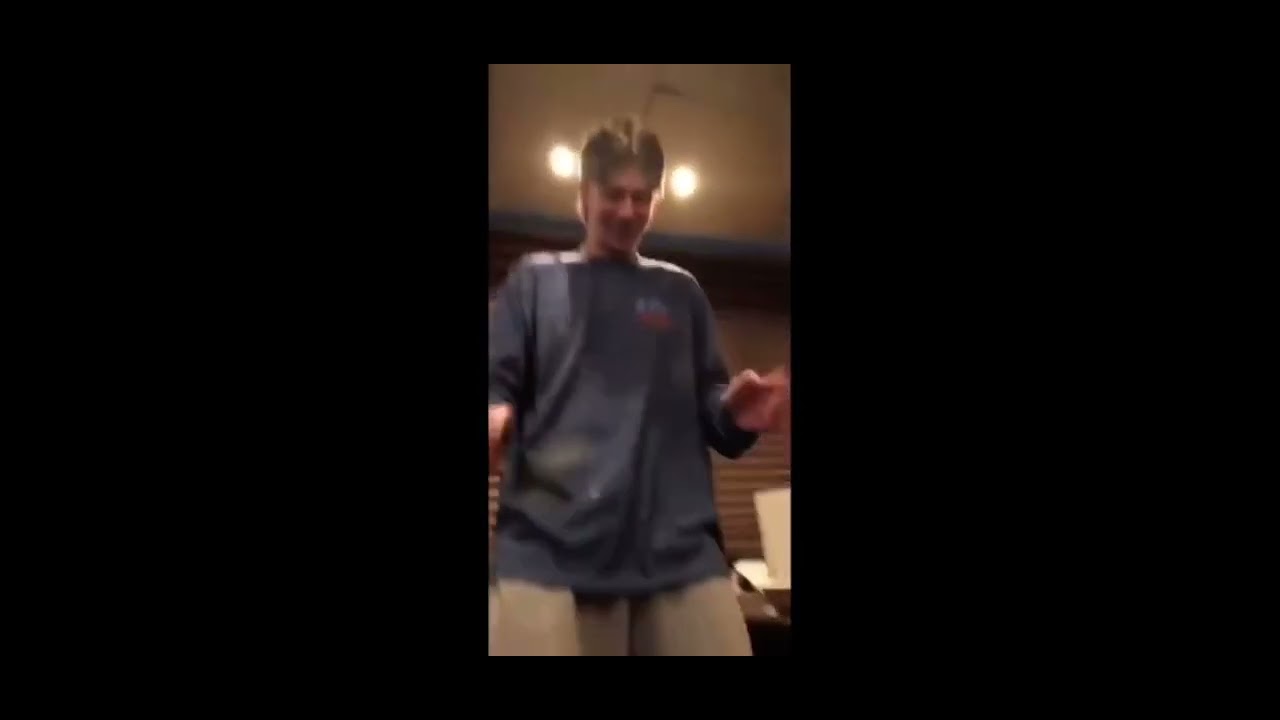 Bladee Dancing / rare moment - YouTube