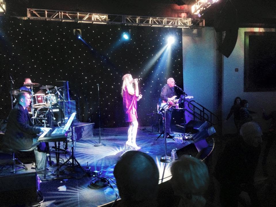 Keely Singer - YouTube