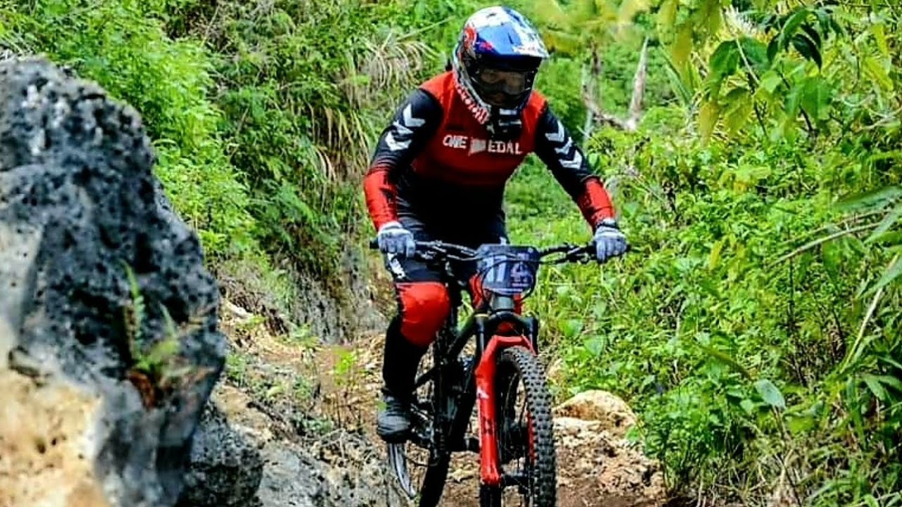 RAPID DESCENT LEG4 DH RACE #onepedalmtbracing - YouTube