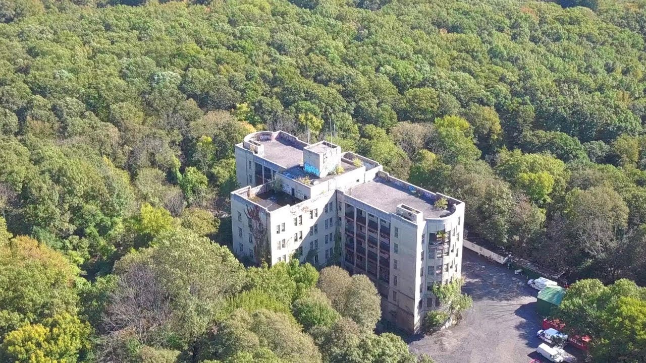 NYC Farm Colony and Old Seaview Hospital [4K] - YouTube