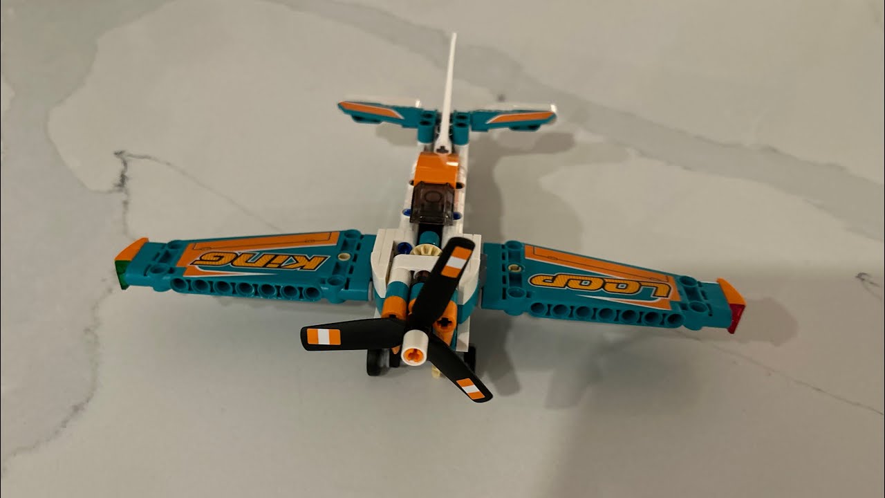 Building a a Lego stunt plane that I forgot about - YouTube