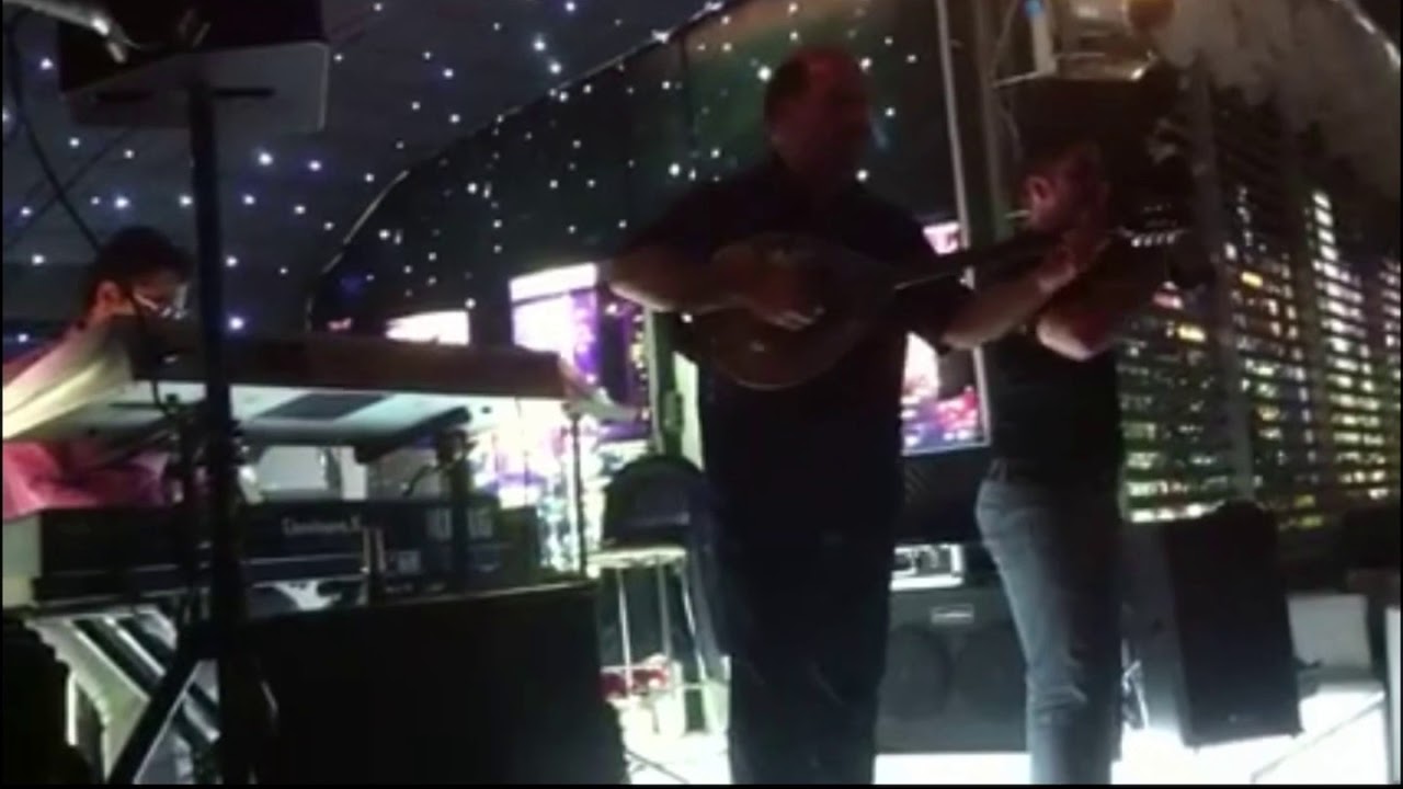 Πάνος Αντωνίου live - Γεια σου μάνα Σαλονικη Panos antoniou live - Geia ...