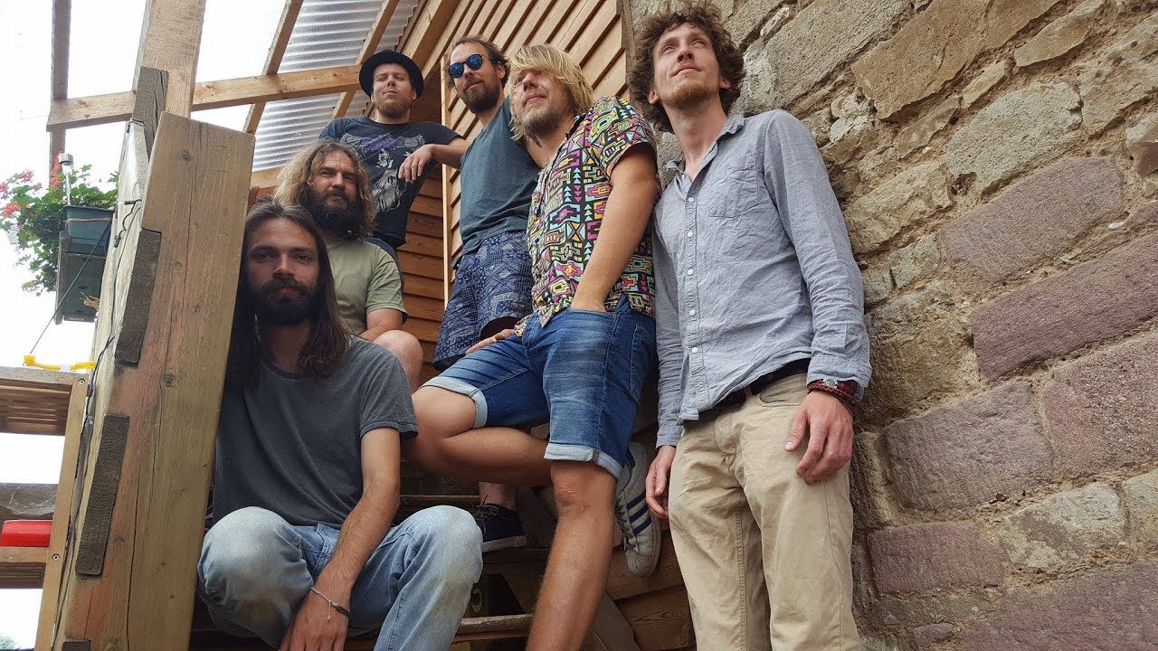 Blue Rising Sun - "To Be" (Woodchamber Session) - YouTube