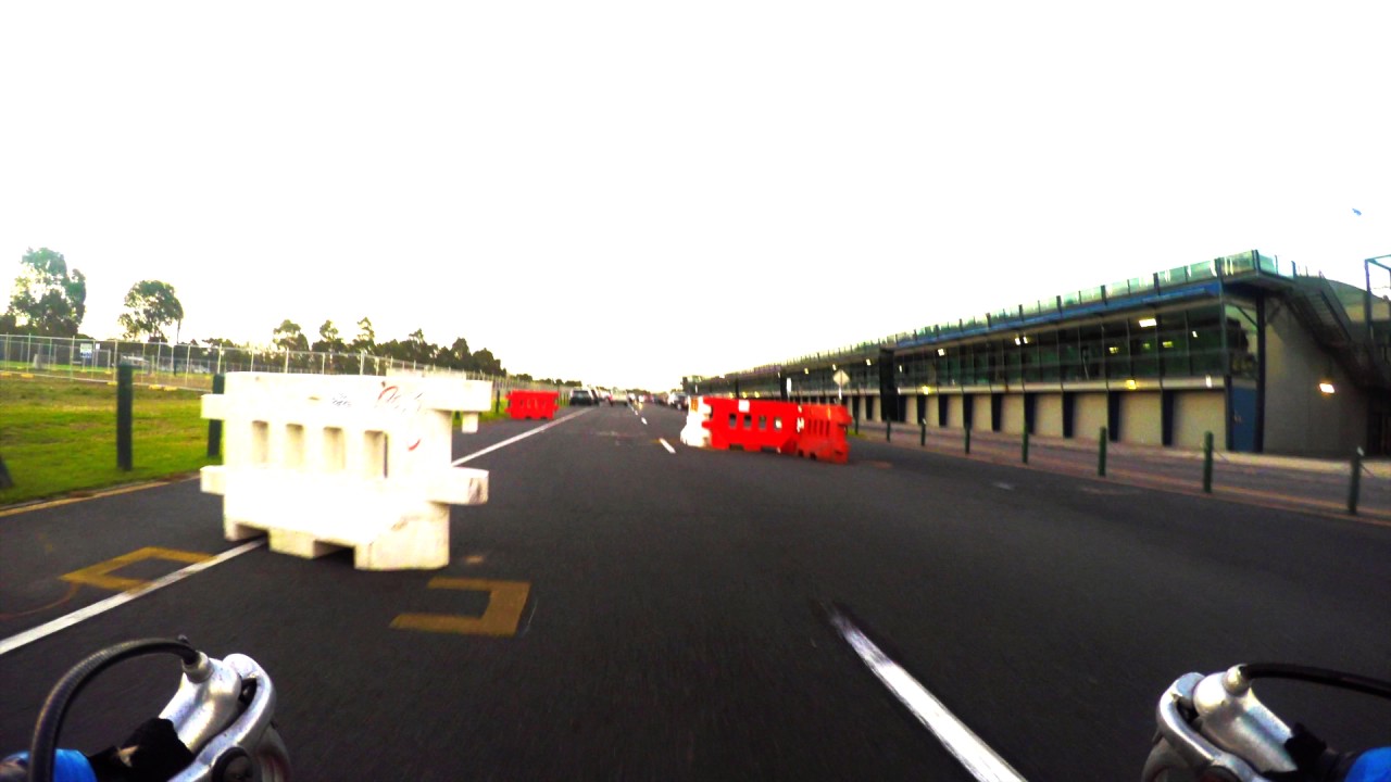 Cycling Albert Park's F1 Track in Melbourne - YouTube
