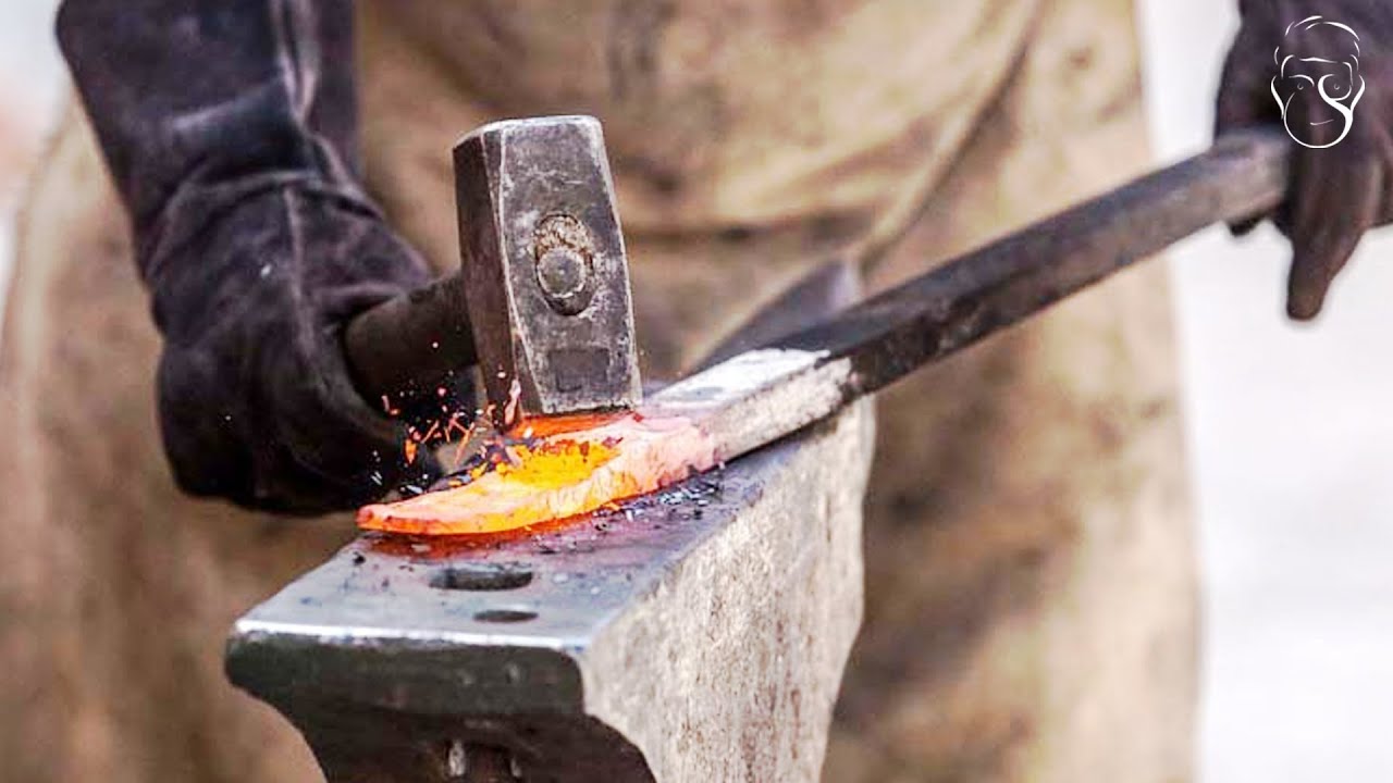 Sunt un fierar bun! - YouTube