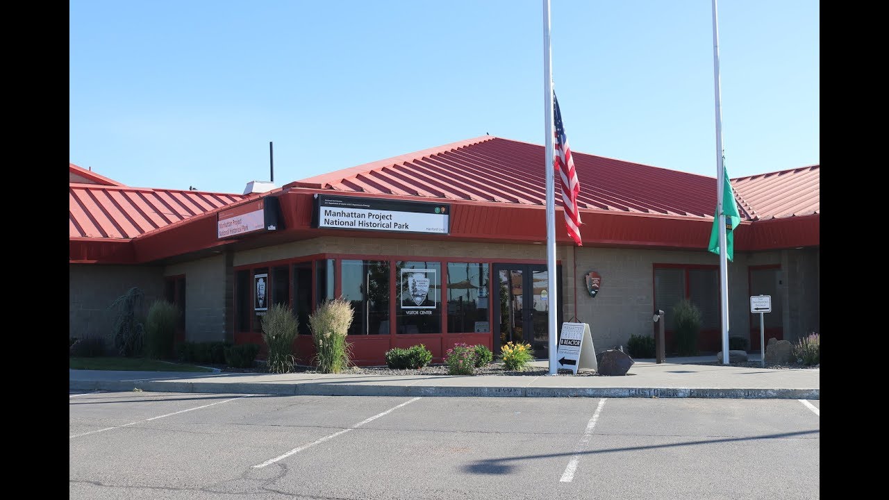 Hanford B Reactor Tour (Manhattan Project) - YouTube
