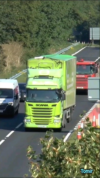 SCANIA A1(M) motorway #truckspotting #tomir - YouTube