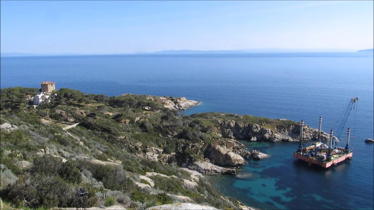 Appena ritornata al Giglio la Micoperi 30 - YouTube