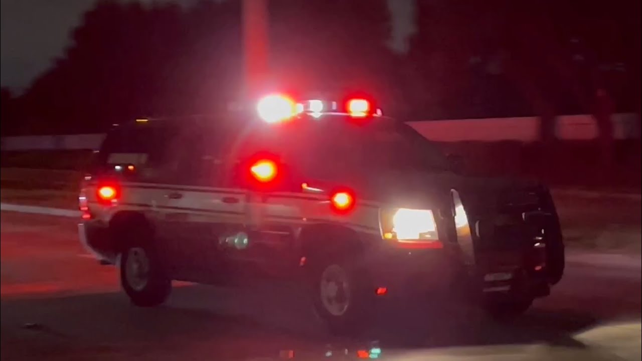 Houston Fire Department Ambulance Supervisor 69 Responding - YouTube