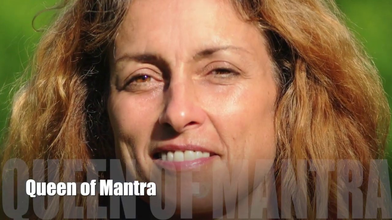 Wah! QUEEN OF MANTRA - Triambakam - YouTube