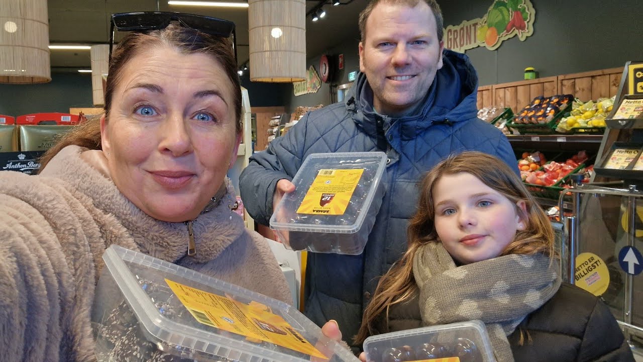 MOR ER PINLIG🙉 KØBT NYT FIA VIL DELE UD I KLASSEN I MORGEN🇩🇰 - YouTube