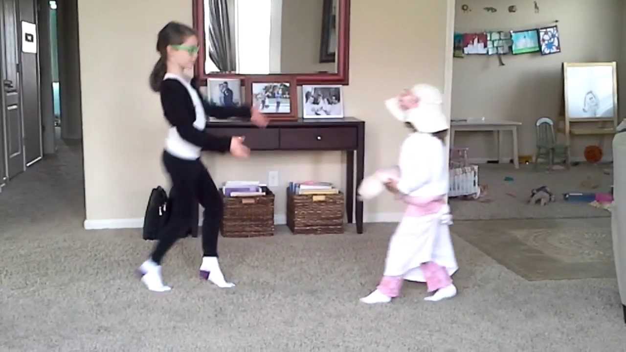Girls dancing to Baby Bach - YouTube