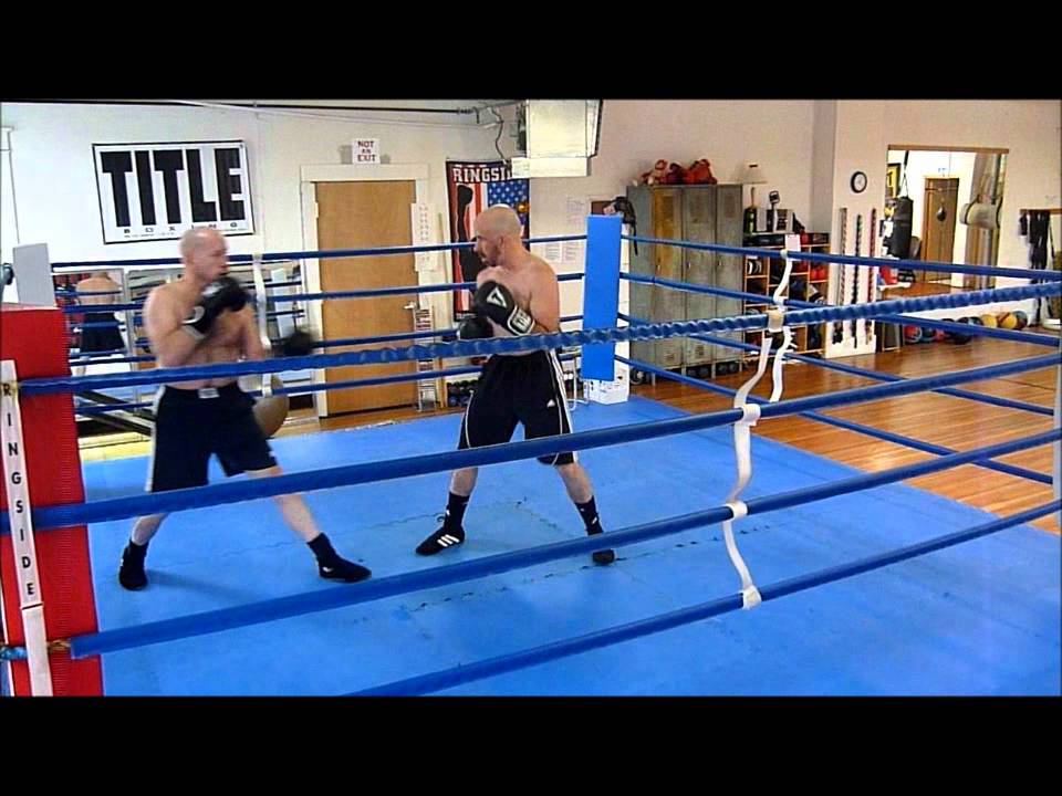 Sunday Afternoon Boxing - Round 4 - YouTube