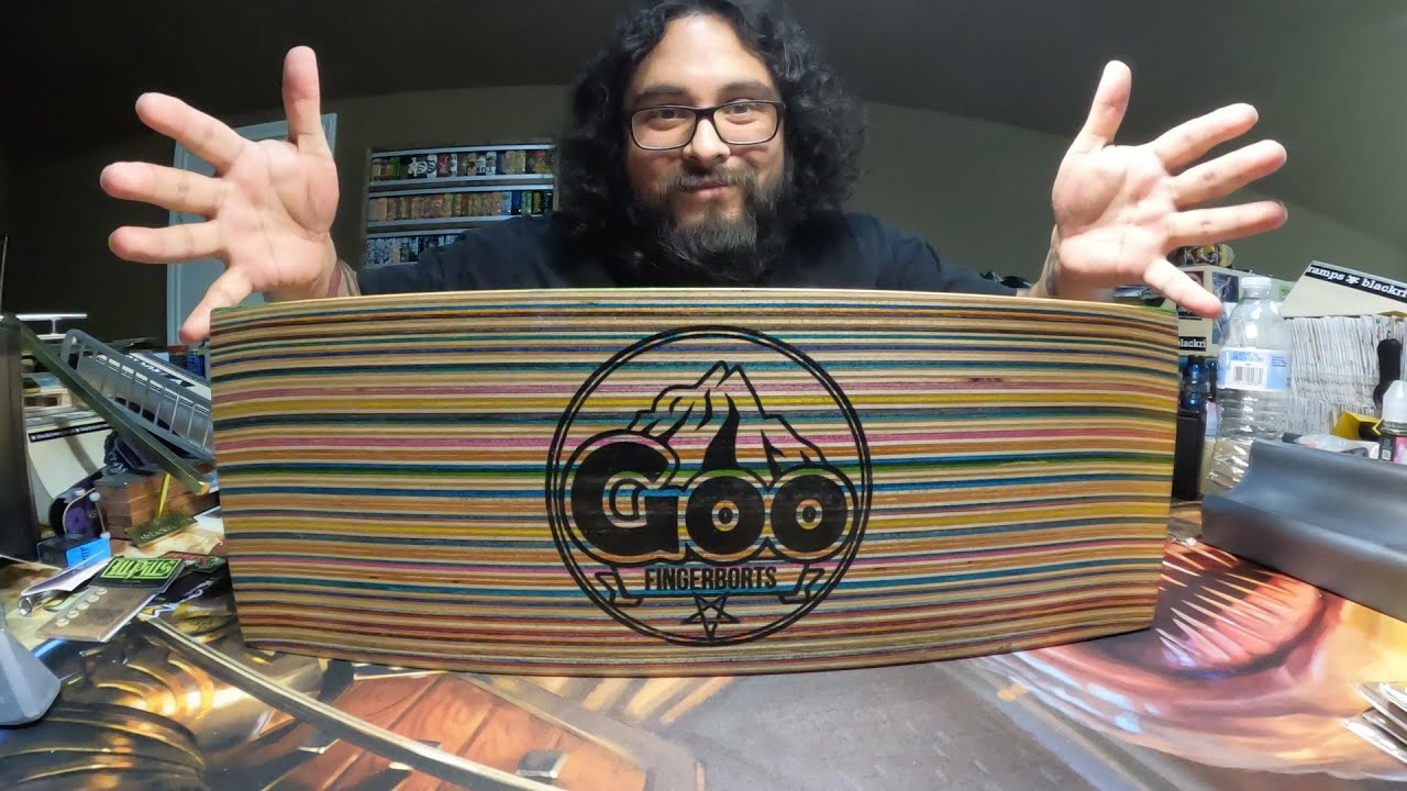 Goo ltd graphic wheels and fingerboard finds unboxing - YouTube
