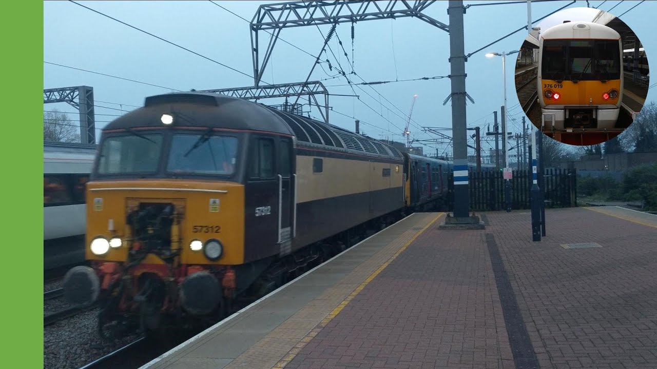 Class 313 scrap move passes Alexandra Palace - YouTube