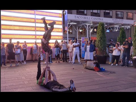 Street Performance on Times Square, New York Girls' Trip - 纽约闺蜜之行偶遇时代广场 ...