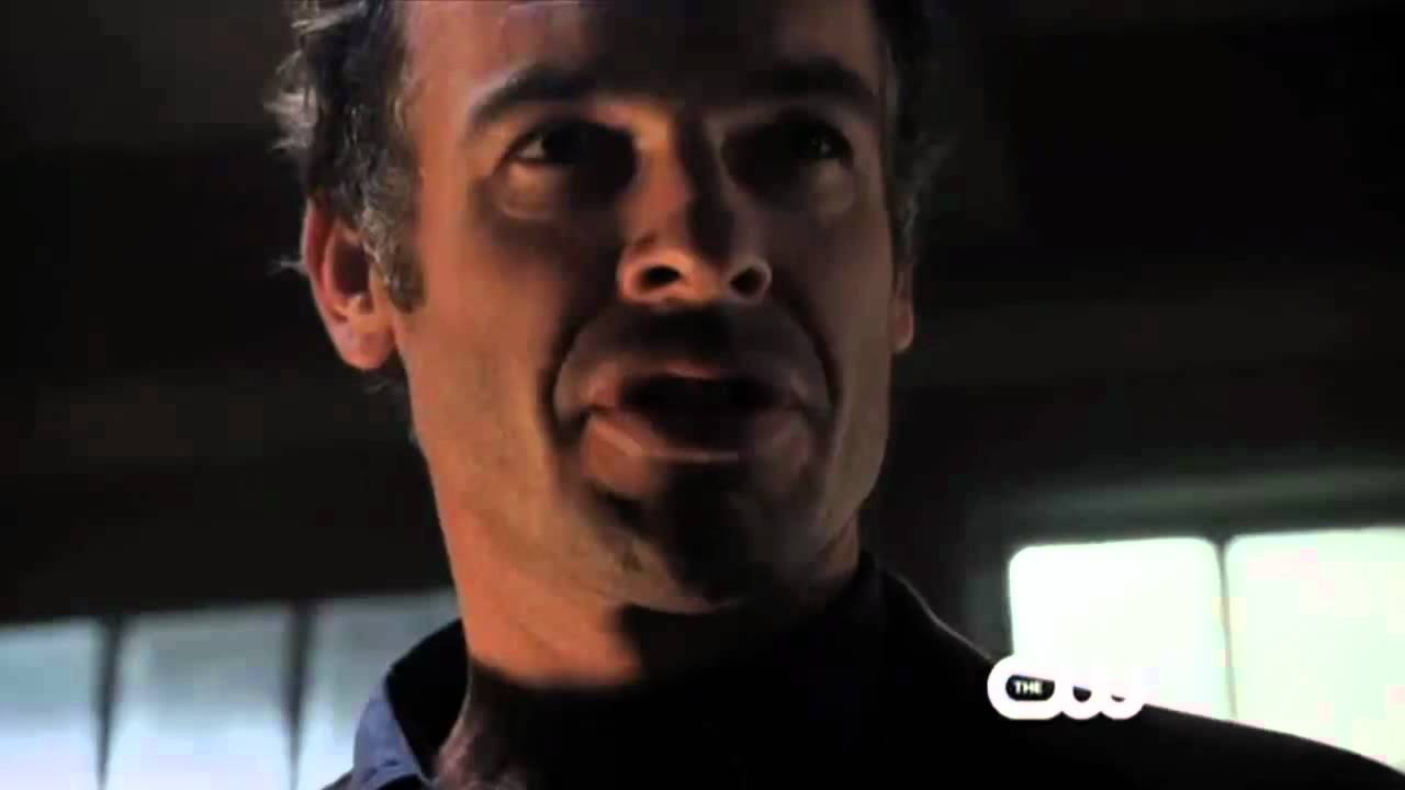 Arrow 1x02 "Honor Thy Father" EXTENDED Promo (1) - YouTube